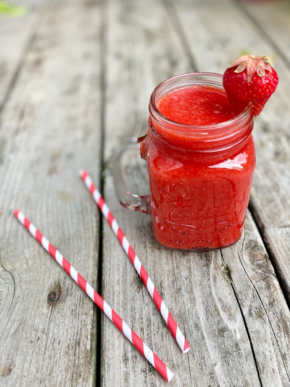 Jus de fraises – Fannelie.com